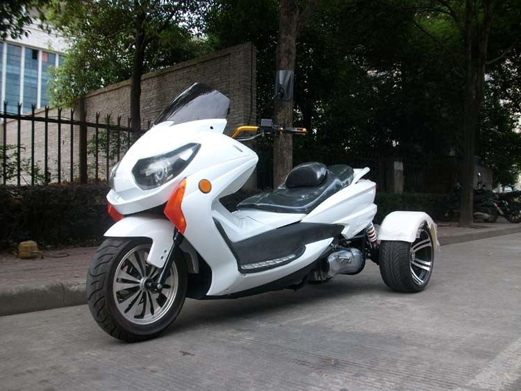 8HP Electric 3 Wheel Motorcycle Electric Start 150cc Scooter With ...